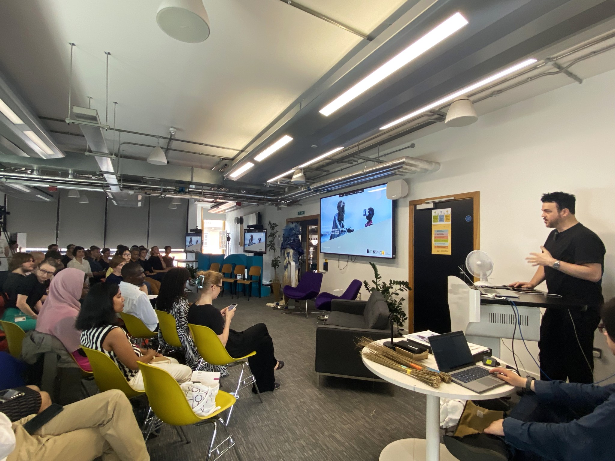 Decentre | Transnational Architecture Group