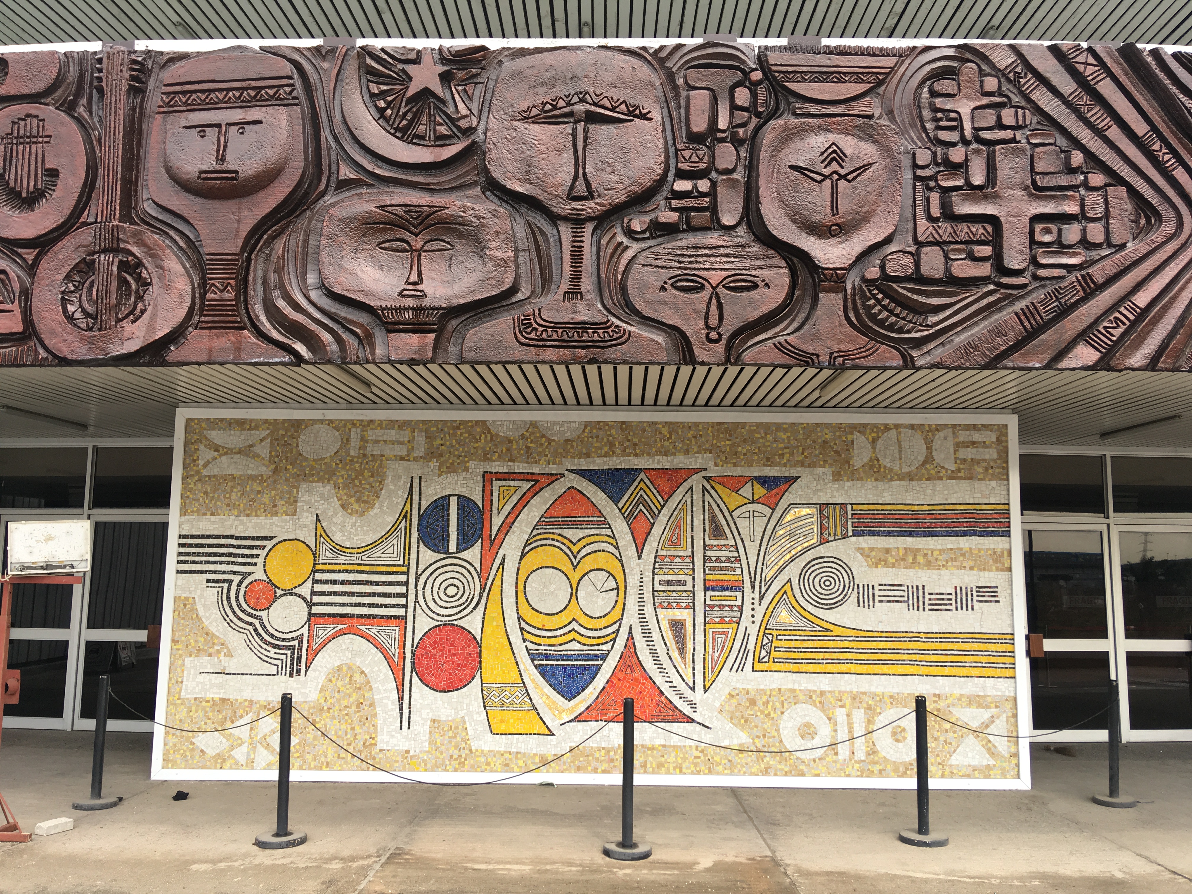 Erhabor Ogieva Emokpae (1934-1984) and the timber carving at Unilever ...