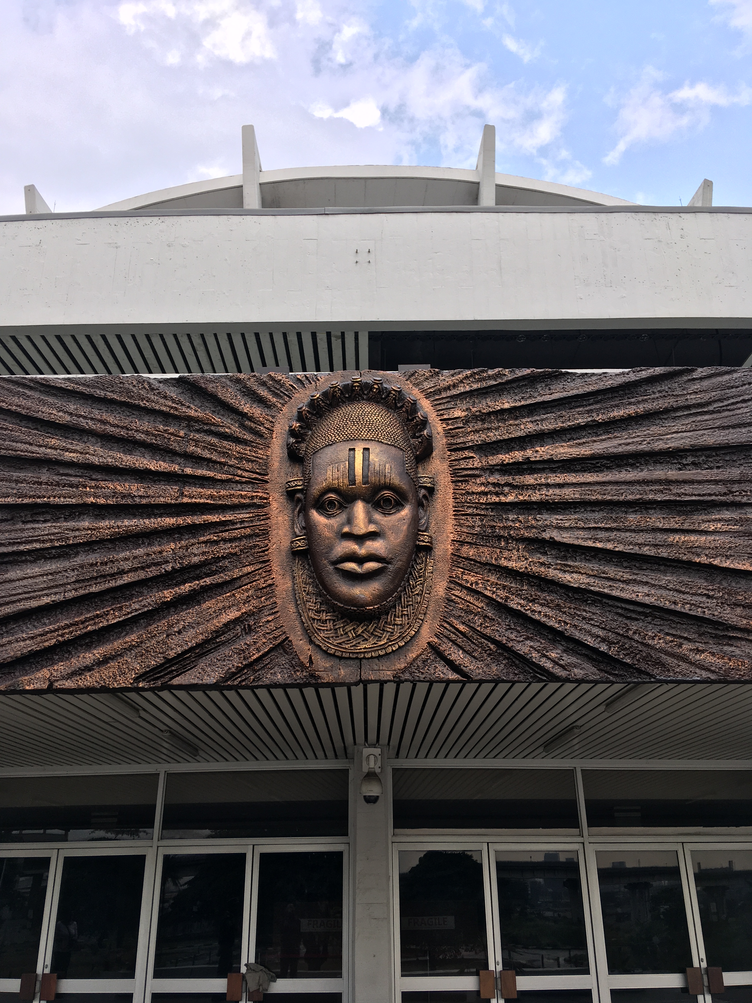 Erhabor Ogieva Emokpae (1934-1984) and the timber carving at Unilever ...